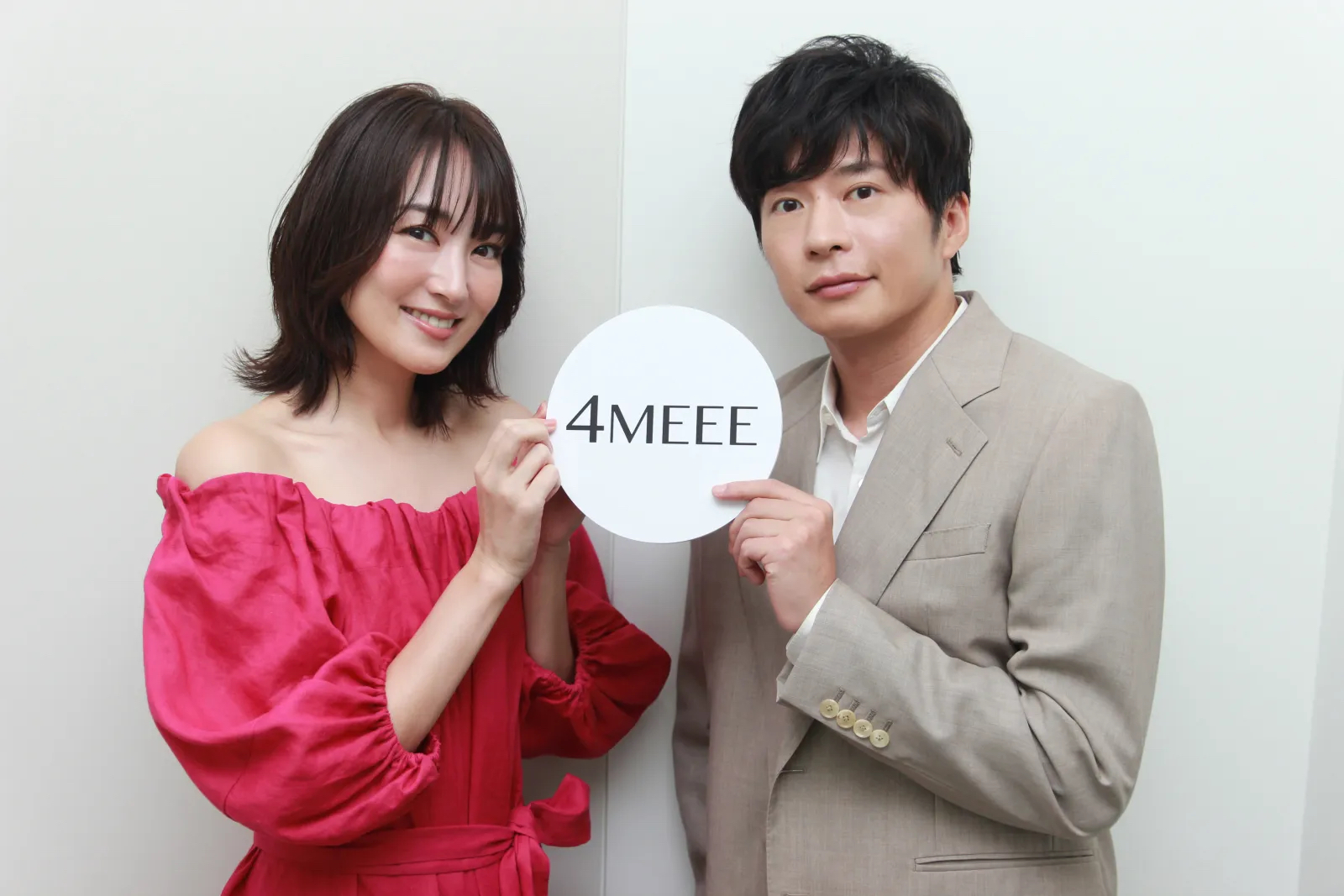 田中圭さん×高梨臨さん インタビュー | 4MEEE.INC